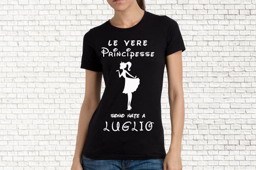 T-Shirt Donna - Le Vere Principesse sono nate a... | MyDigitalPrint